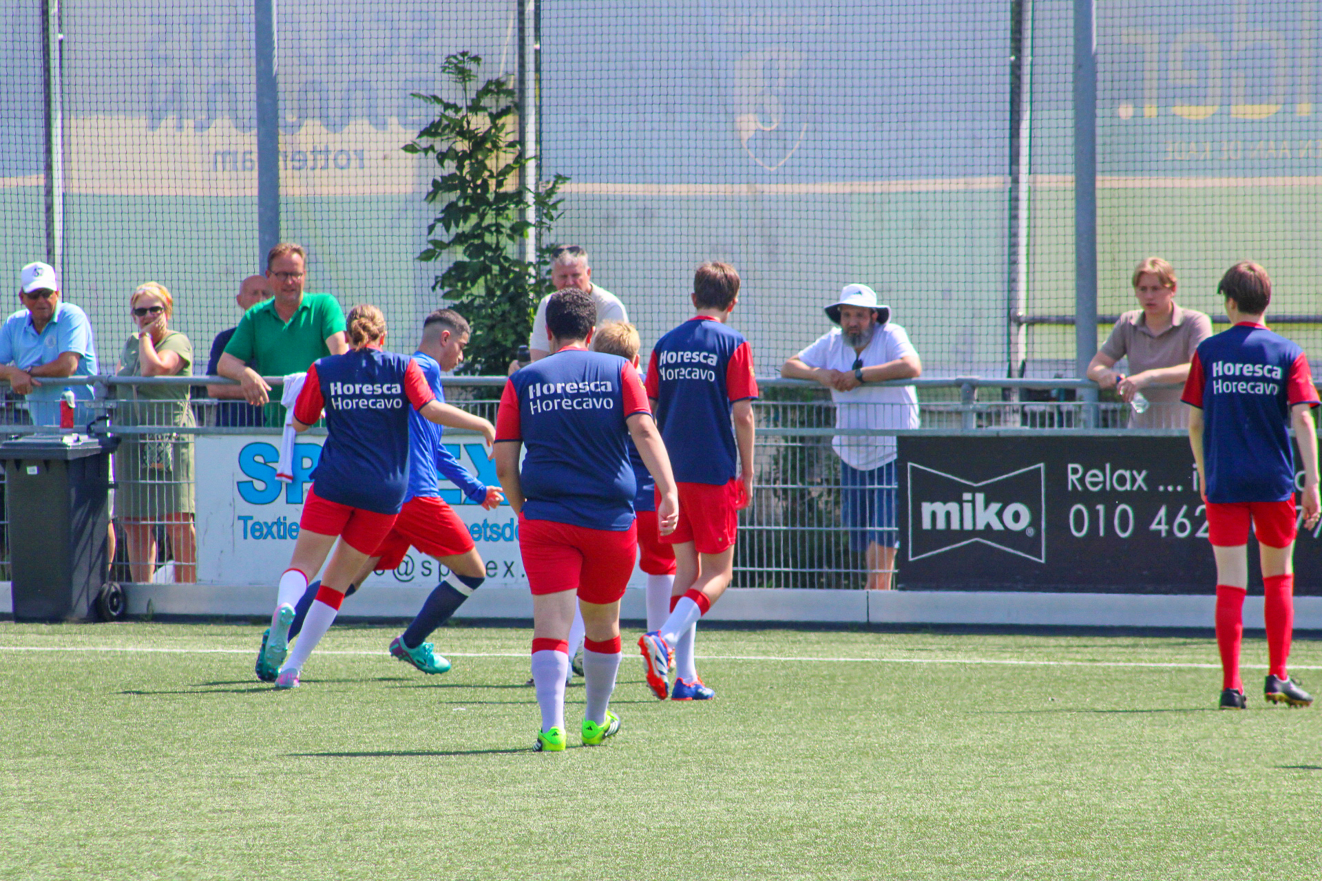 ASS team heeft het moeilijk op toernooi in Rotterdam en vraagt een ...